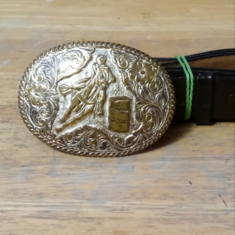 Crumrine Western Buckle Silver Plate On Jewelers Meta… - Gem